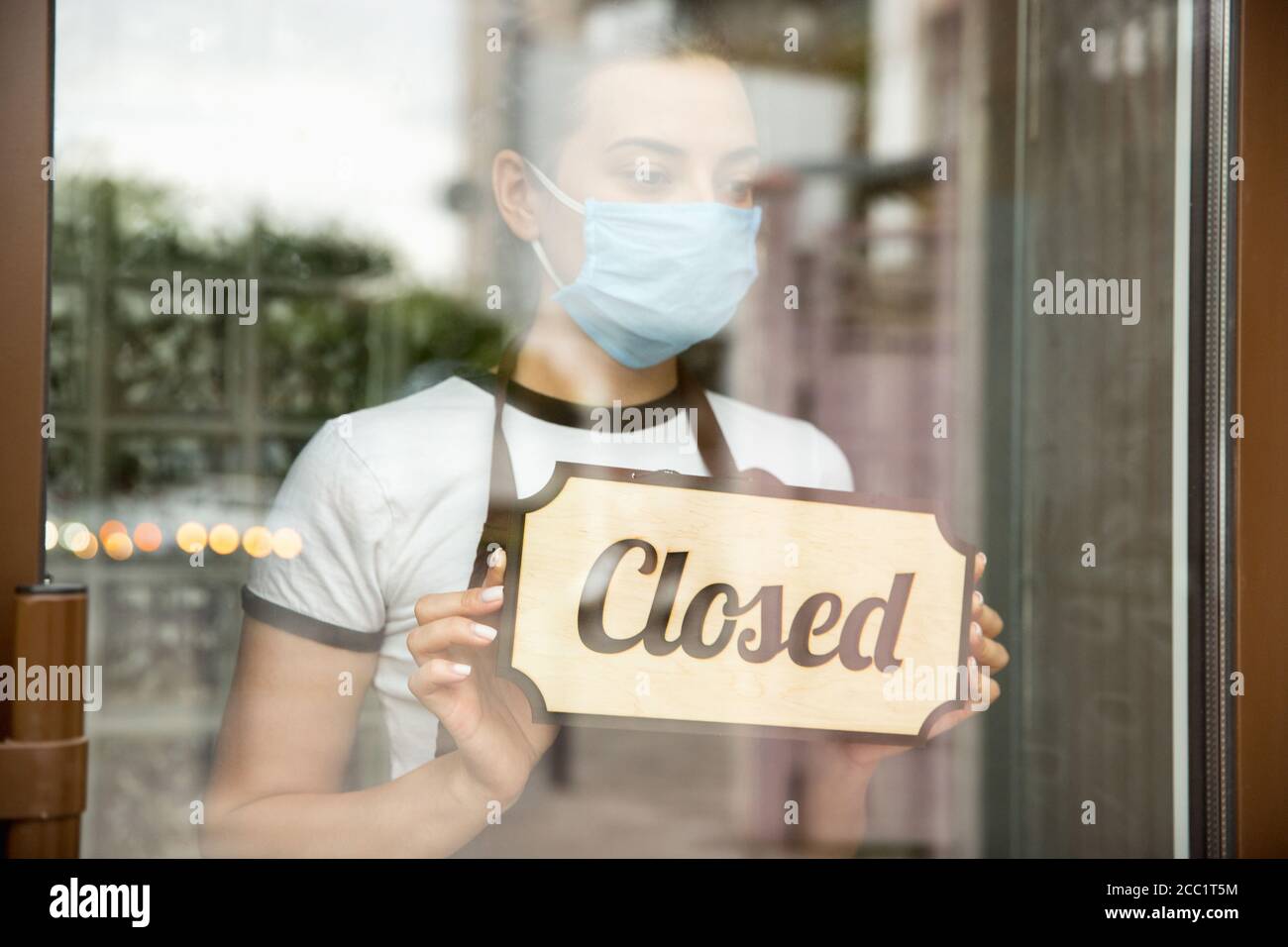 Closing coffee shop hi-res stock photography and images - Alamy