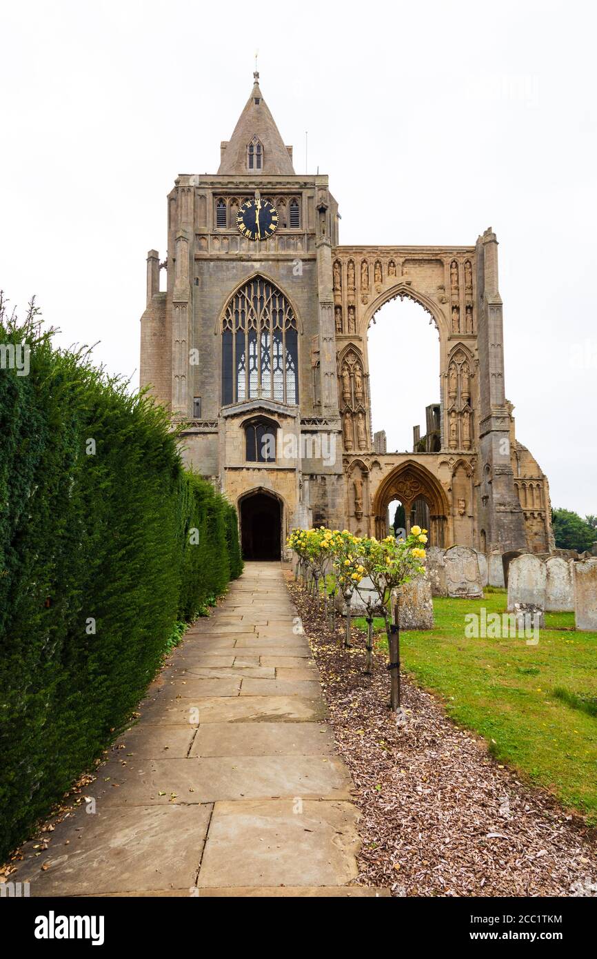 Croyland abbey hi-res stock photography and images - Alamy