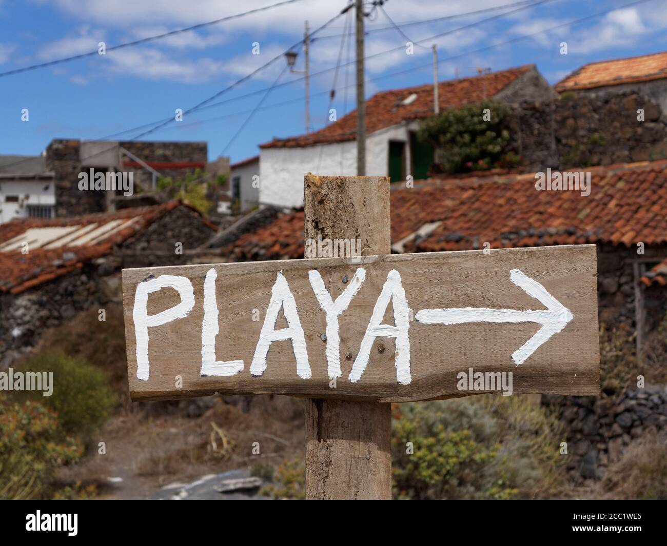 Village sign spain hi-res stock photography and images - Alamy
