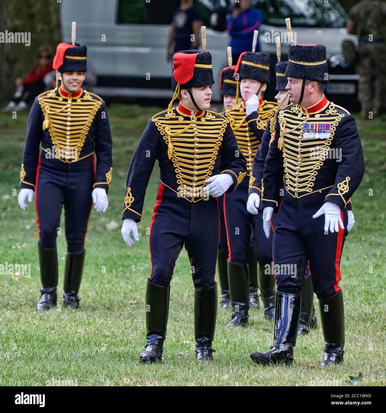 Soldiers of the King's Troop, Royal Horse Artillery (KTRHA Stock Photo ...