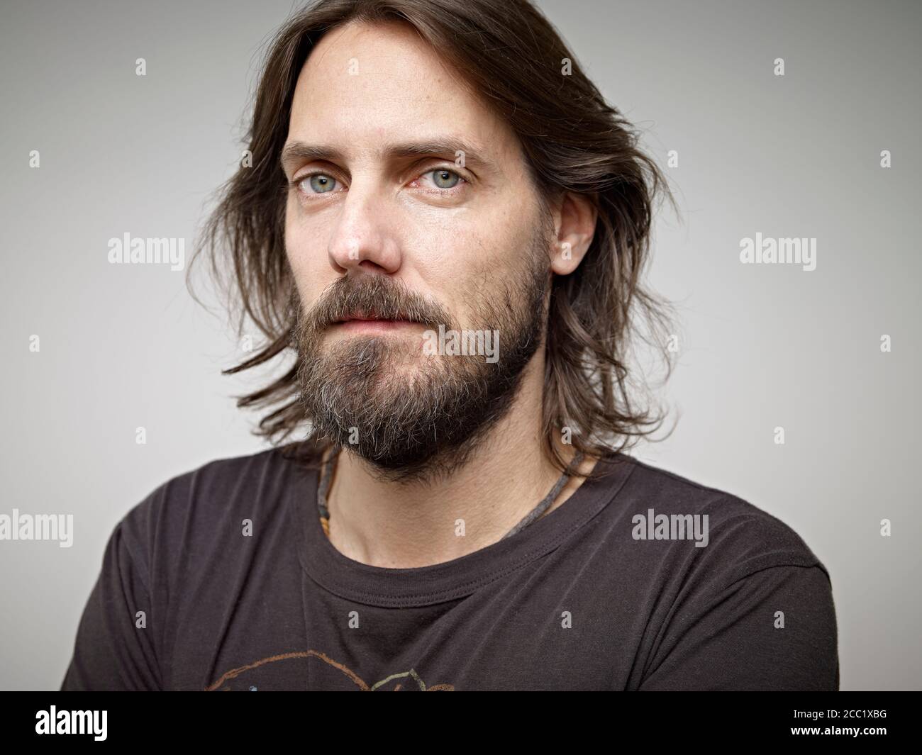 Only men one mid adult man only hi-res stock photography and images - Alamy