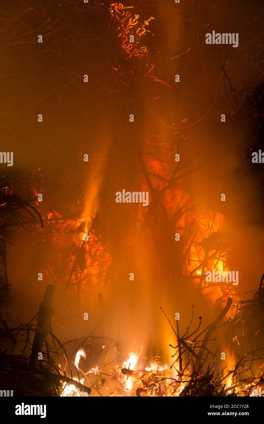 Forest fire High Resolution Stock Photography and Images - Alamy