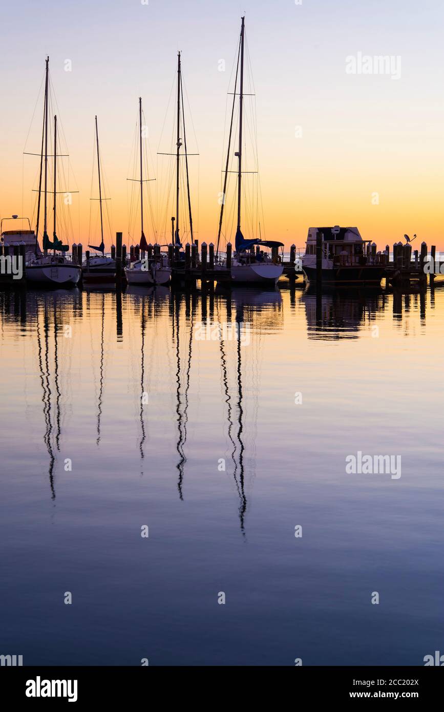 Sunet hi-res stock photography and images - Alamy