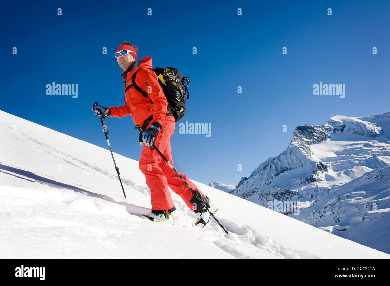 Man skier on mountain hi-res stock photography and images - Alamy