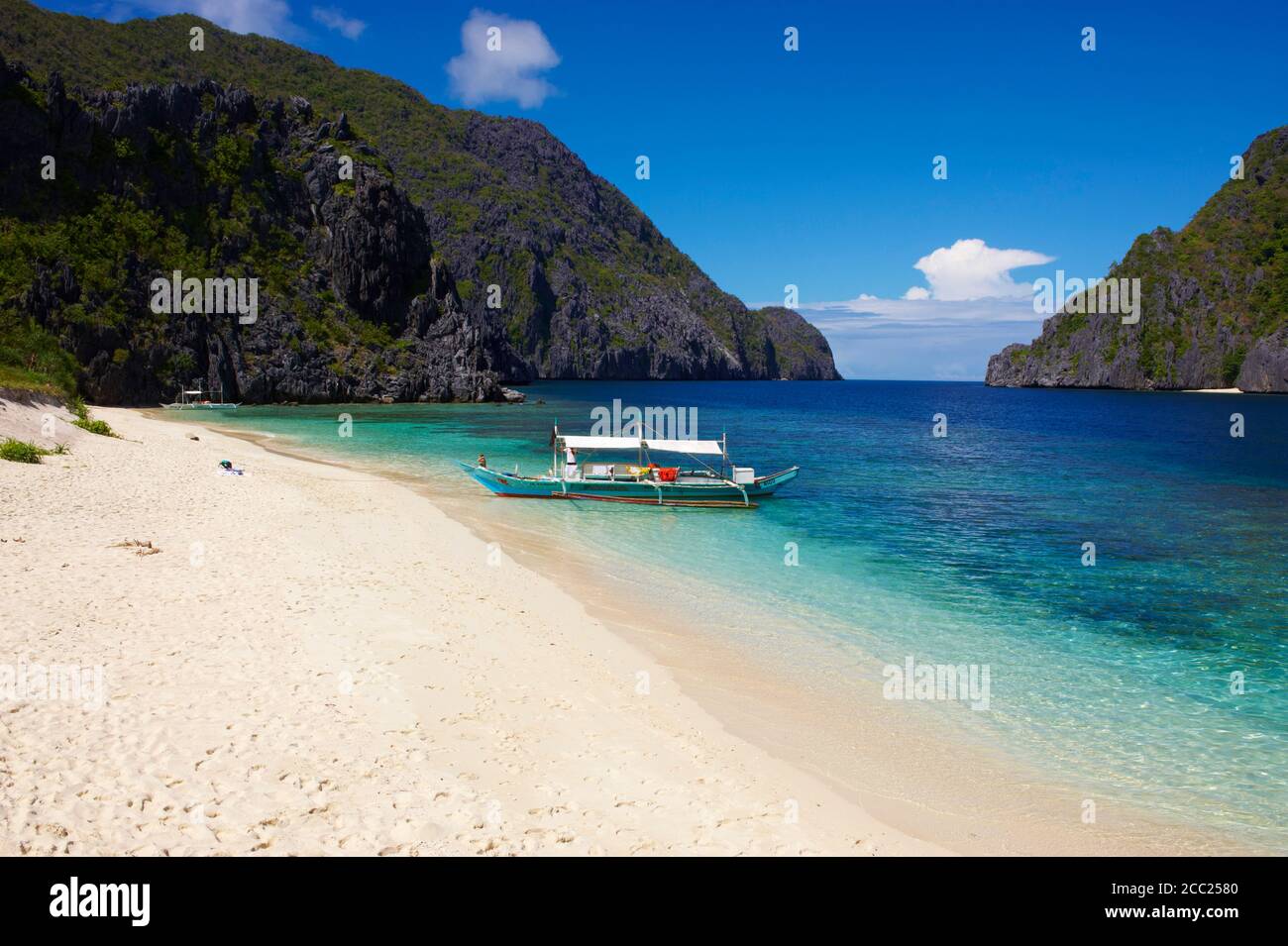 Philippines, Palawan island, Bacuit archipelago at El Nido Stock Photo ...