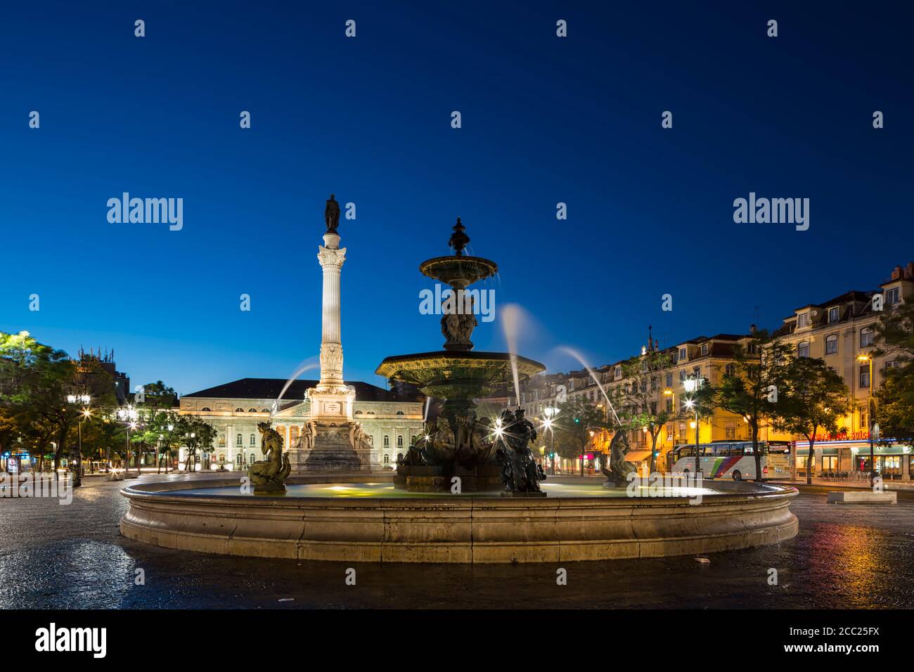 Portugal, Lisbon, Statue of King Pedro IV and Rossio Square in ...