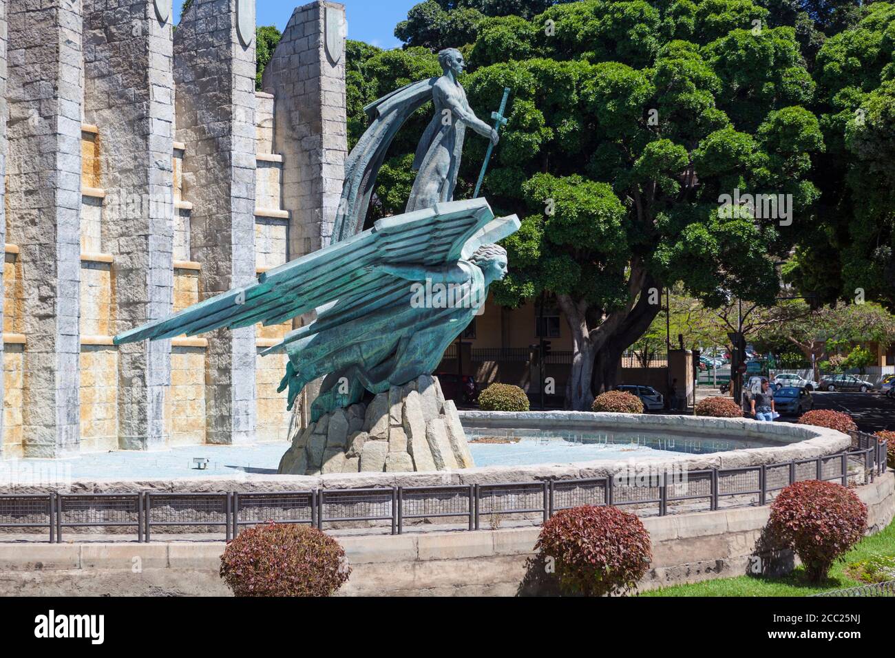 Monumento del angel caido hi-res stock photography and images - Alamy
