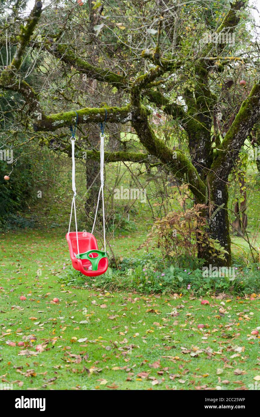 Childrens swing hi-res stock photography and images - Alamy
