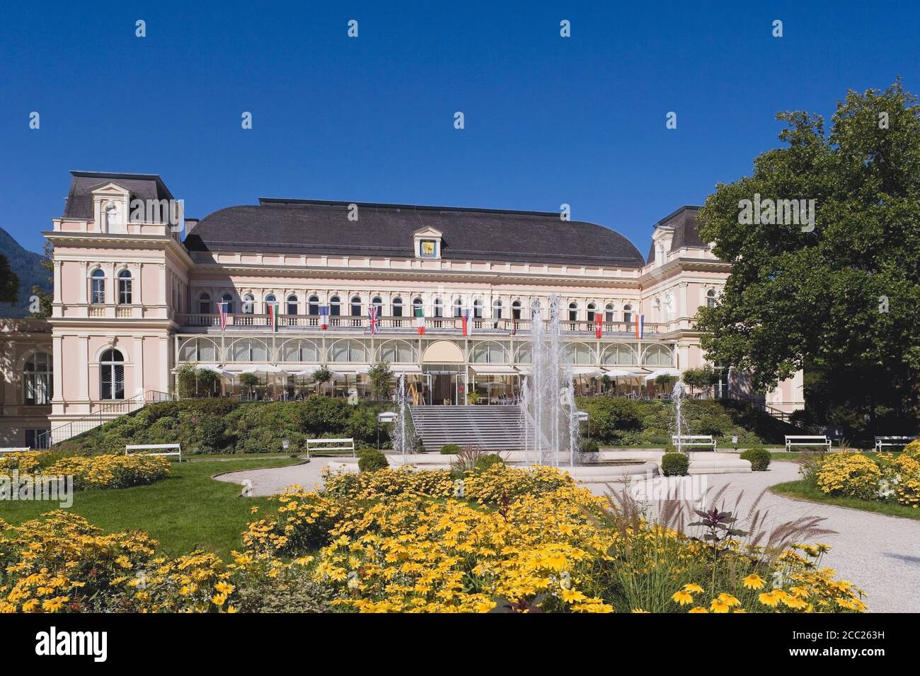 Austria, Salzkammergut, Bad Ischl, Spa gardens, Pump room Stock Photo ...