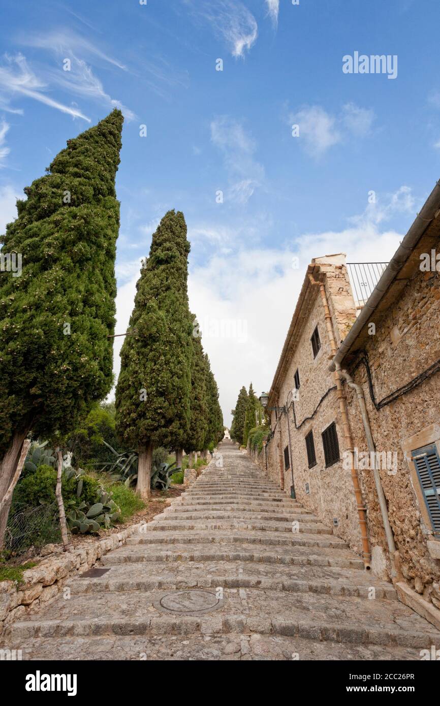 Spain, Mallorca, Carrer Calvari to church El Calvario in Polenca Stock ...