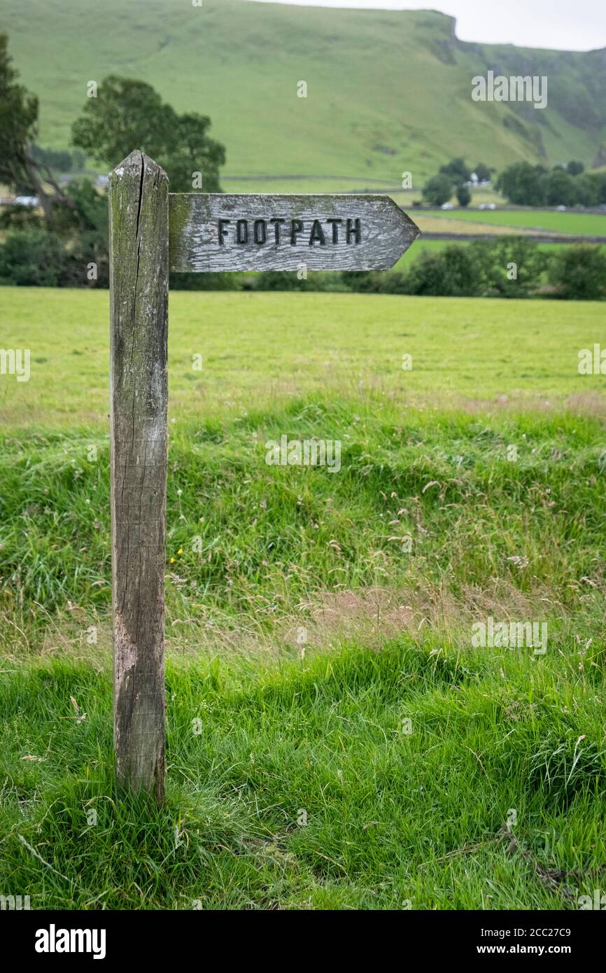 Footpath sign near Edale village in the The Derbyshire Peak District ...