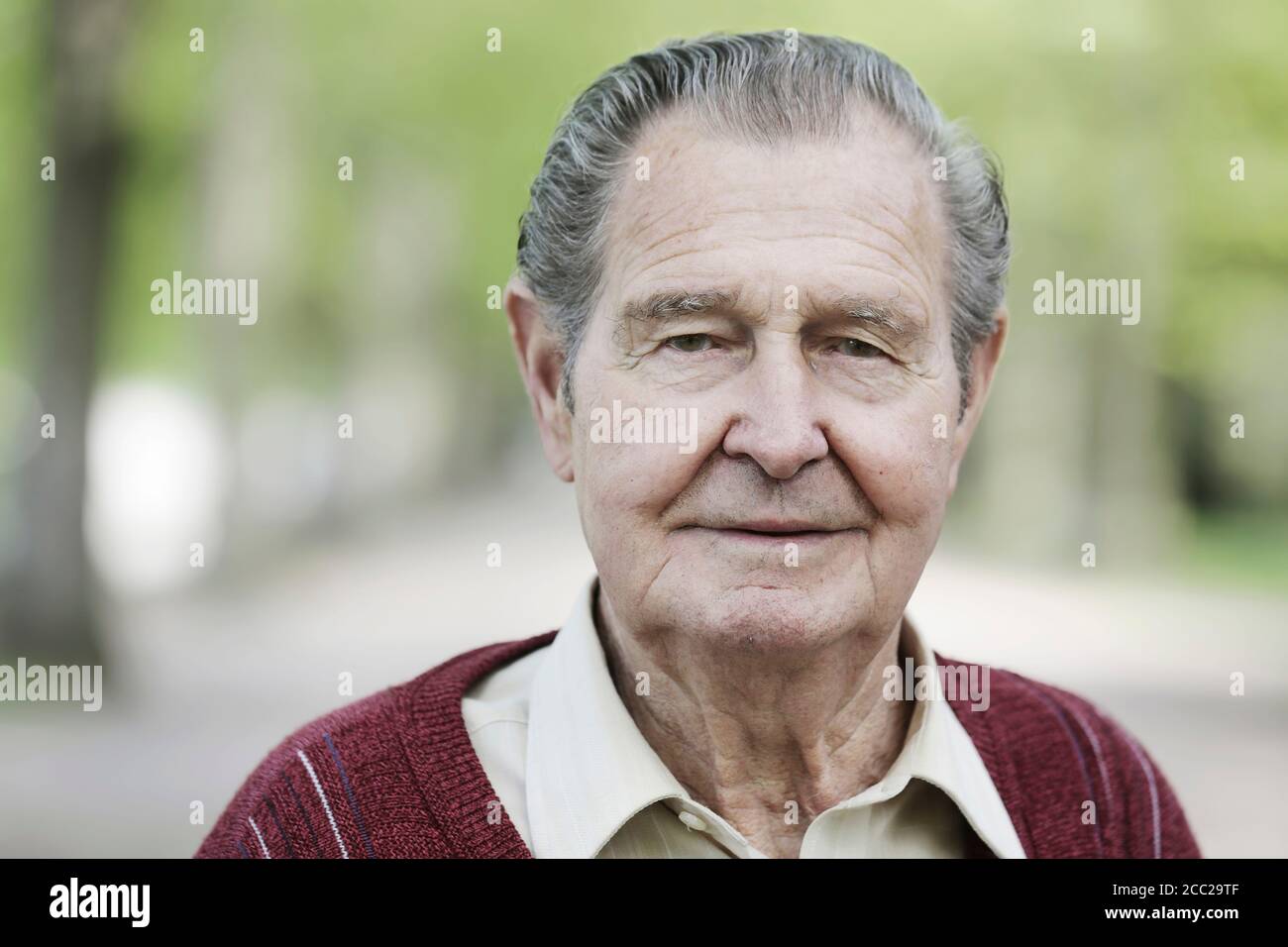Germany portrait senior man hi-res stock photography and images - Alamy