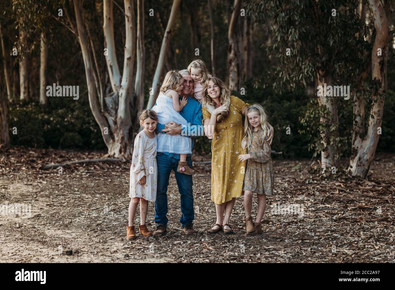 Large extended family hi-res stock photography and images - Alamy