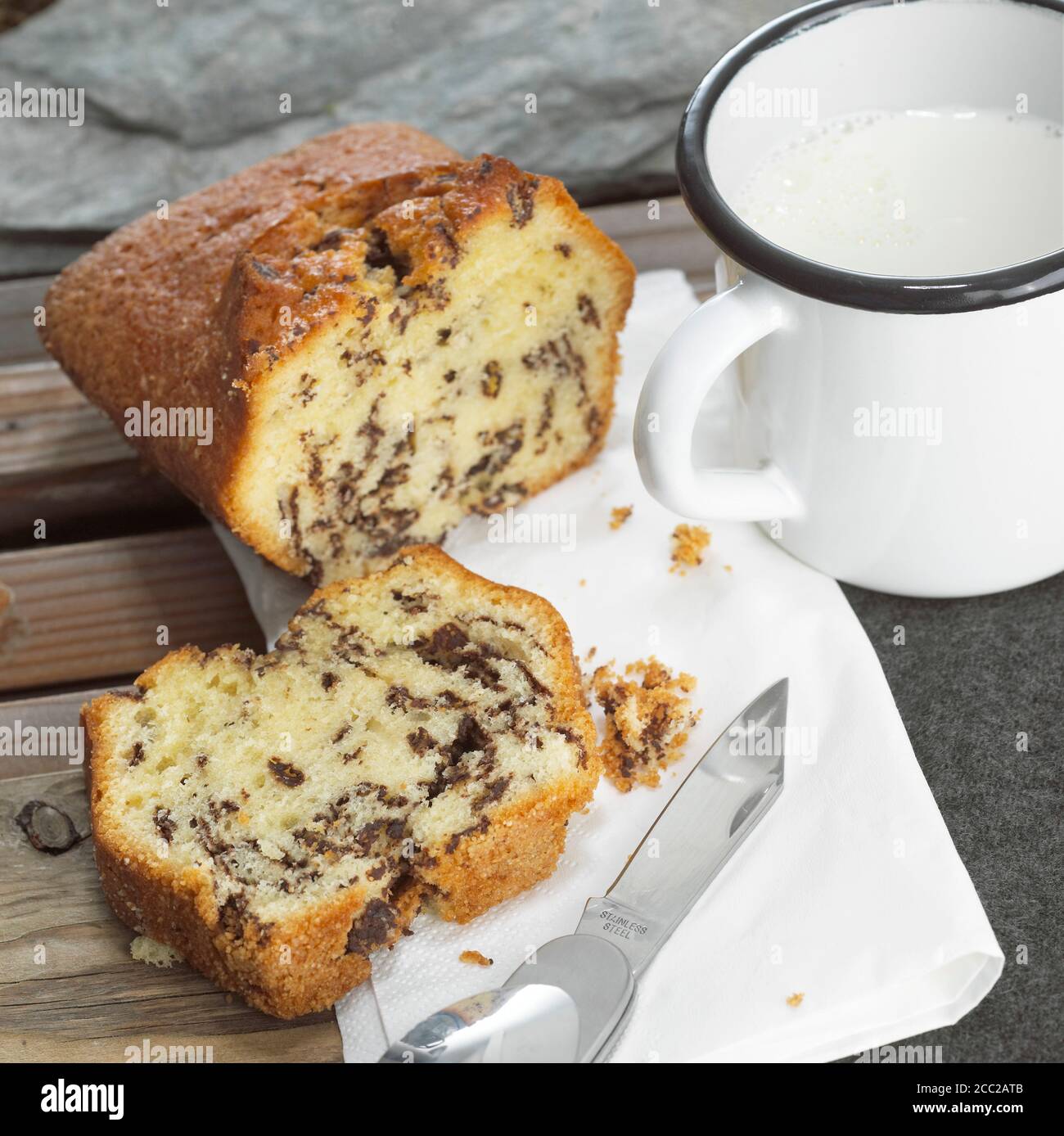 Advocaat cake hi-res stock photography and images - Alamy
