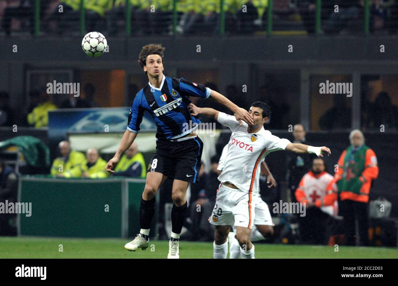 Ibrahimovic 2007 hi-res stock photography and images - Alamy