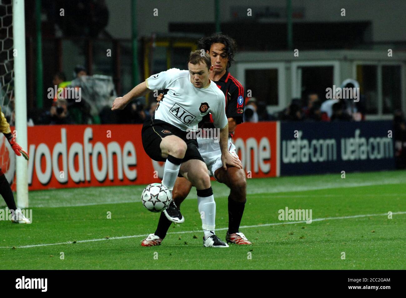 Ac milan and wayne rooney hi-res stock photography and images - Alamy