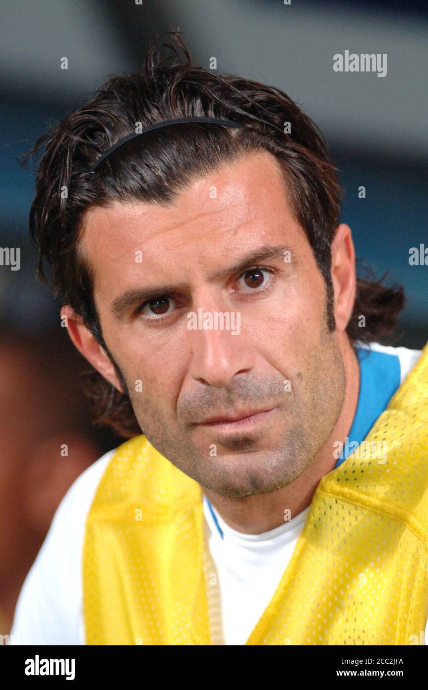 Luis figo inter hi-res stock photography and images - Alamy