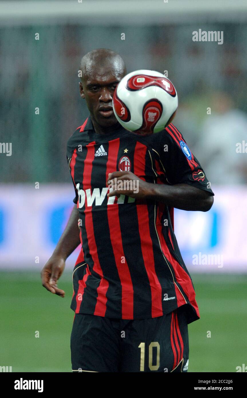 Clarence seedorf inter milan hi-res stock photography and images - Alamy