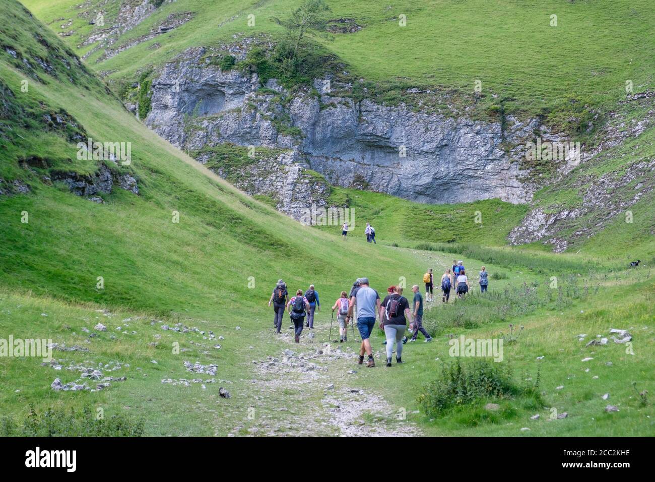 The Limestone Way through Cave Dale, Castleton in the Derbyshire Peak ...