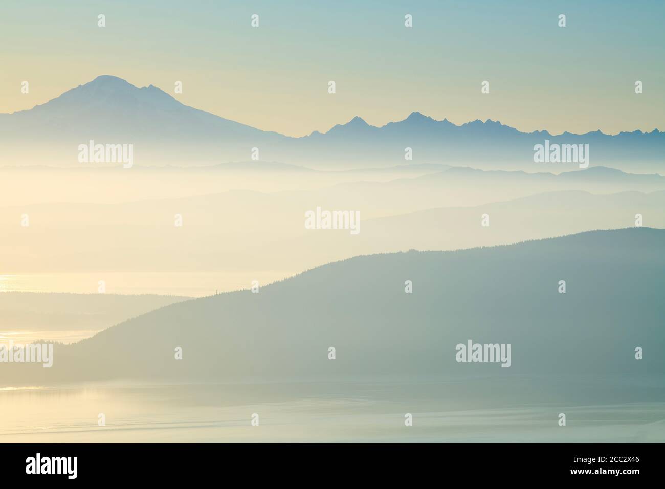 Northwest sunrise hi-res stock photography and images - Alamy