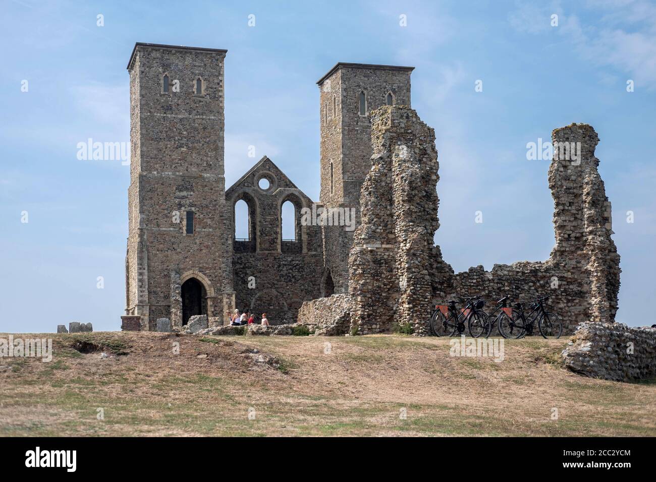 Reculver ruins hi-res stock photography and images - Alamy