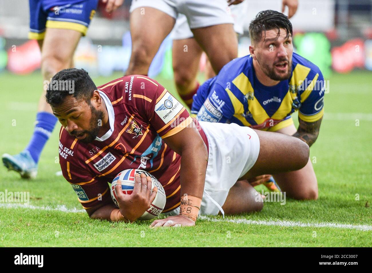 Ukuma taai hi-res stock photography and images - Alamy