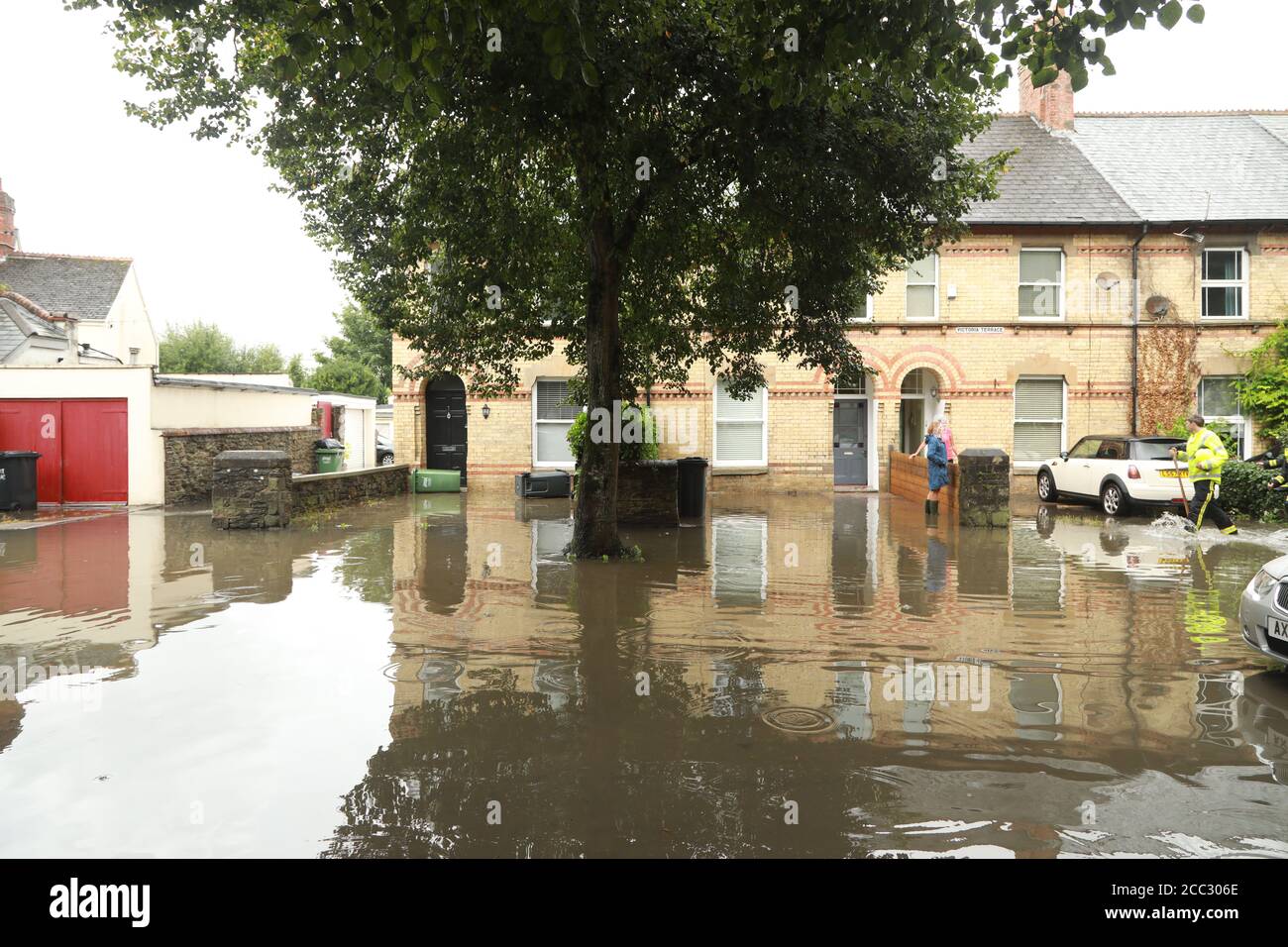 Barnstaple, North Devon, UK. 17th Aug 2020. Extremely heavy rain brings ...