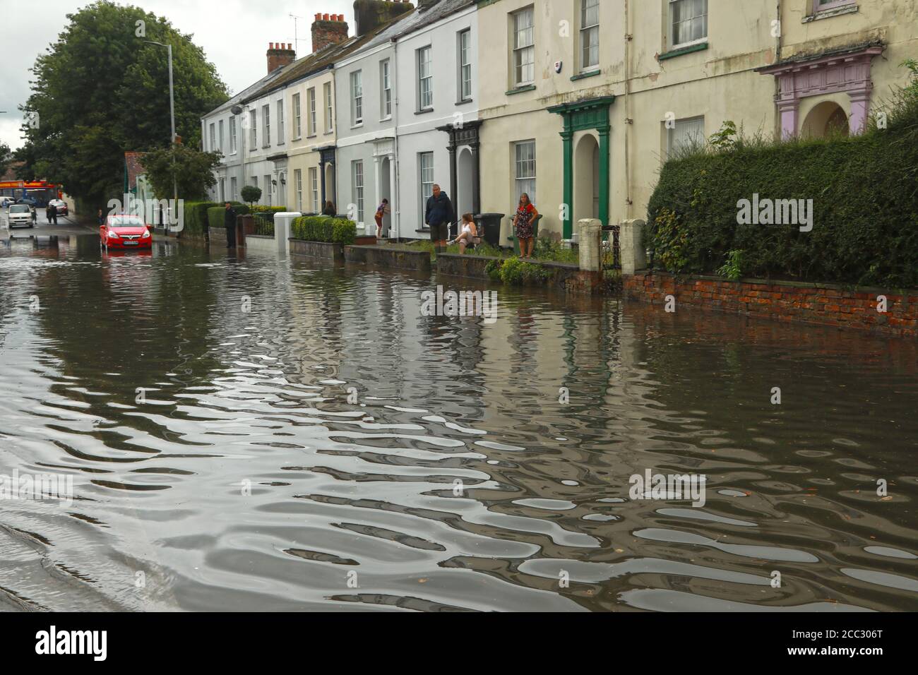 Barnstaple, North Devon, UK. 17th Aug 2020. Extremely heavy rain brings ...