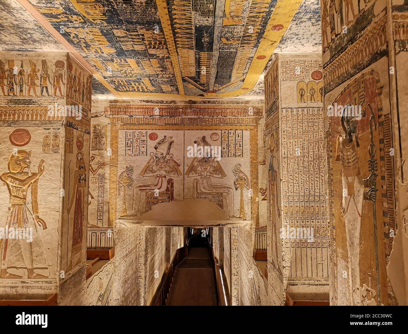 Egyptian pharaoh ramses v hi-res stock photography and images - Alamy