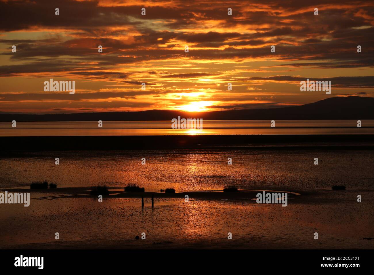 Morecambe bay sunsets hi-res stock photography and images - Alamy