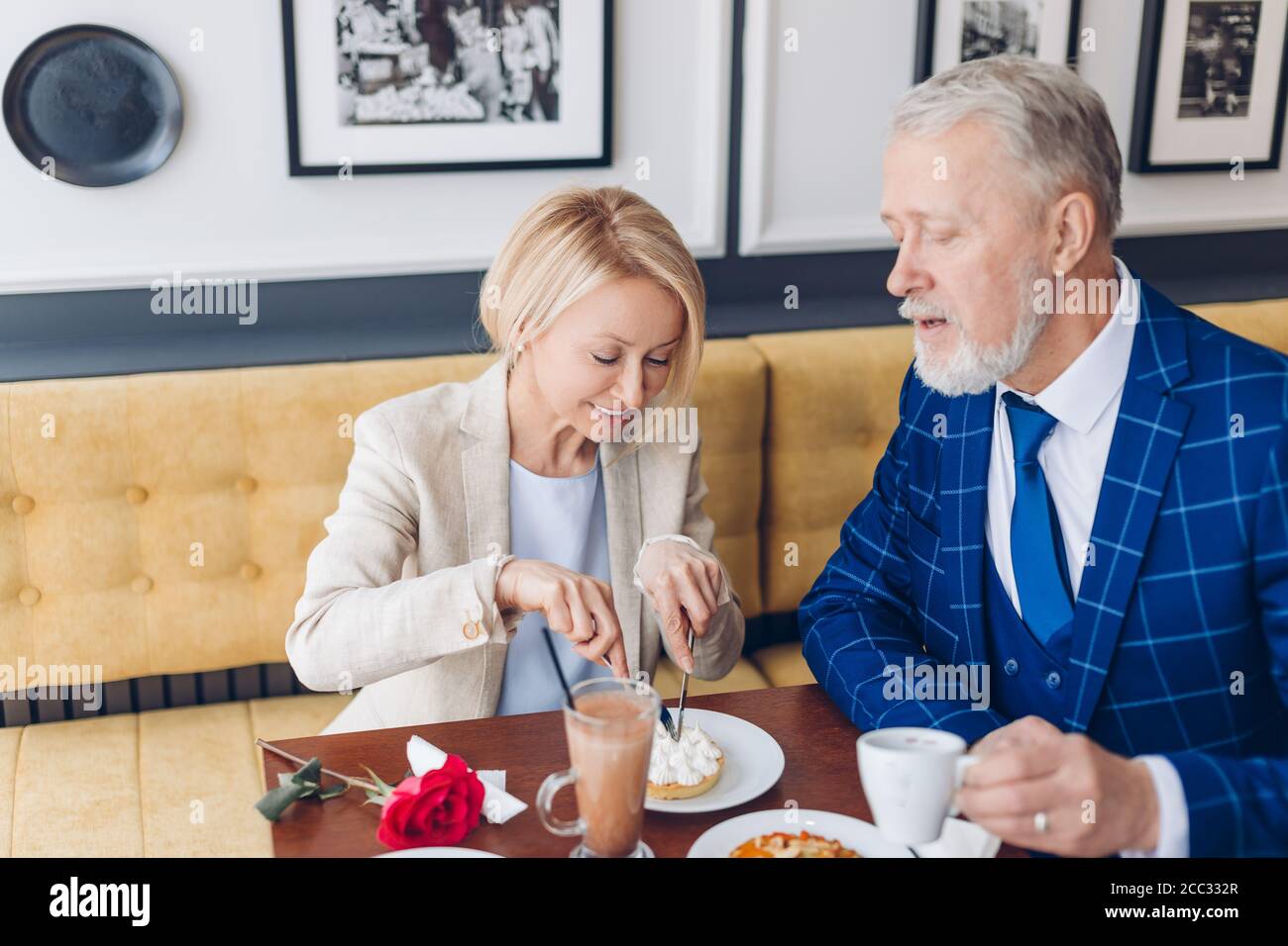Happy break up cake hi-res stock photography and images - Alamy