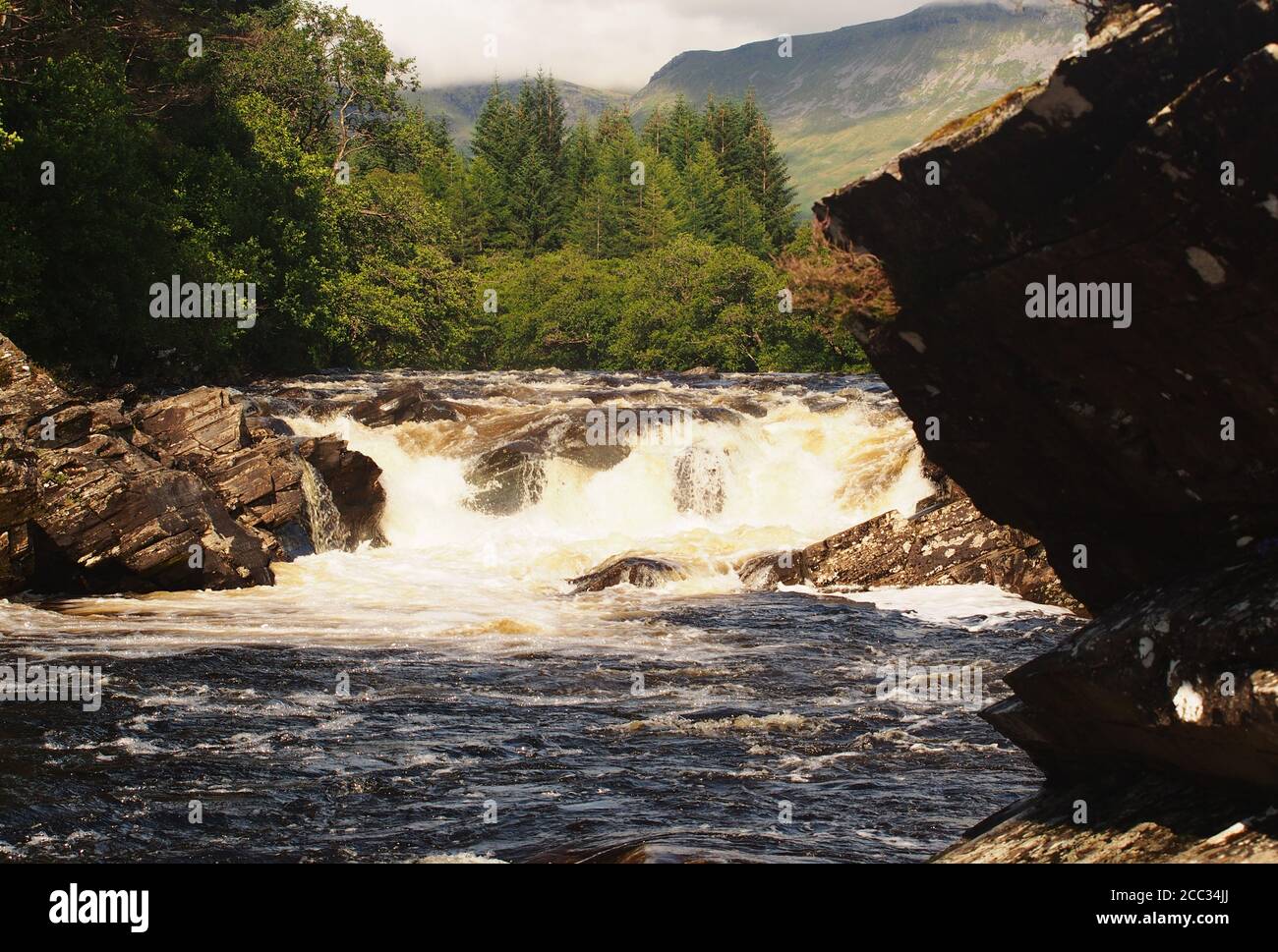 Gushing river hi-res stock photography and images - Alamy