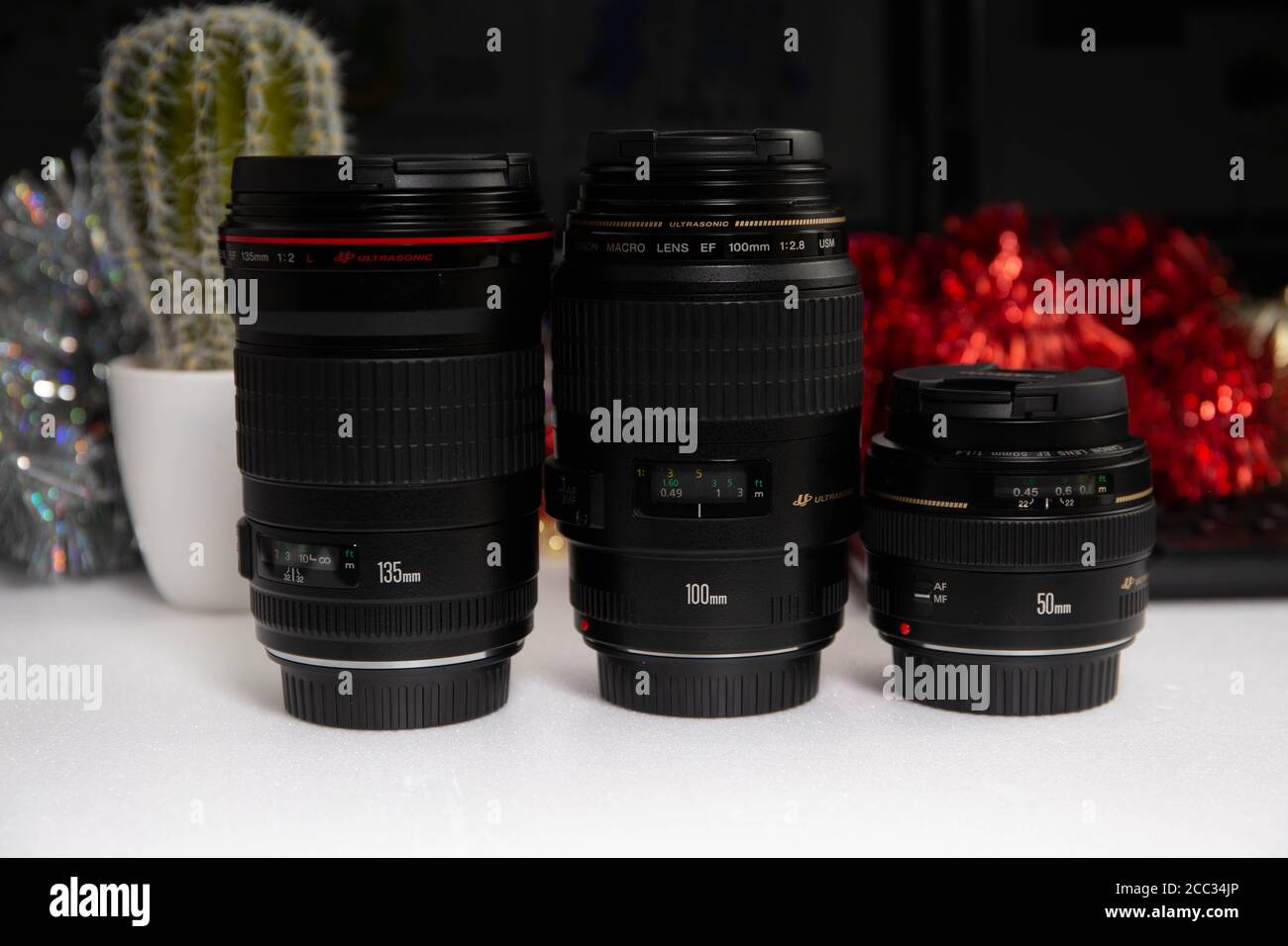 Camera lens gift Stock Photo - Alamy