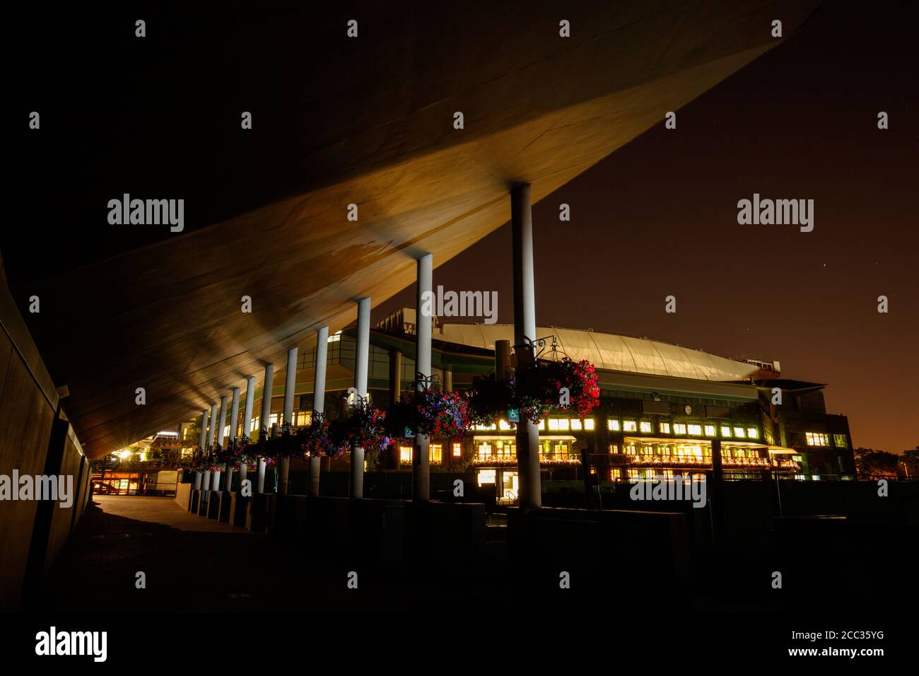 Night court hi-res stock photography and images - Alamy