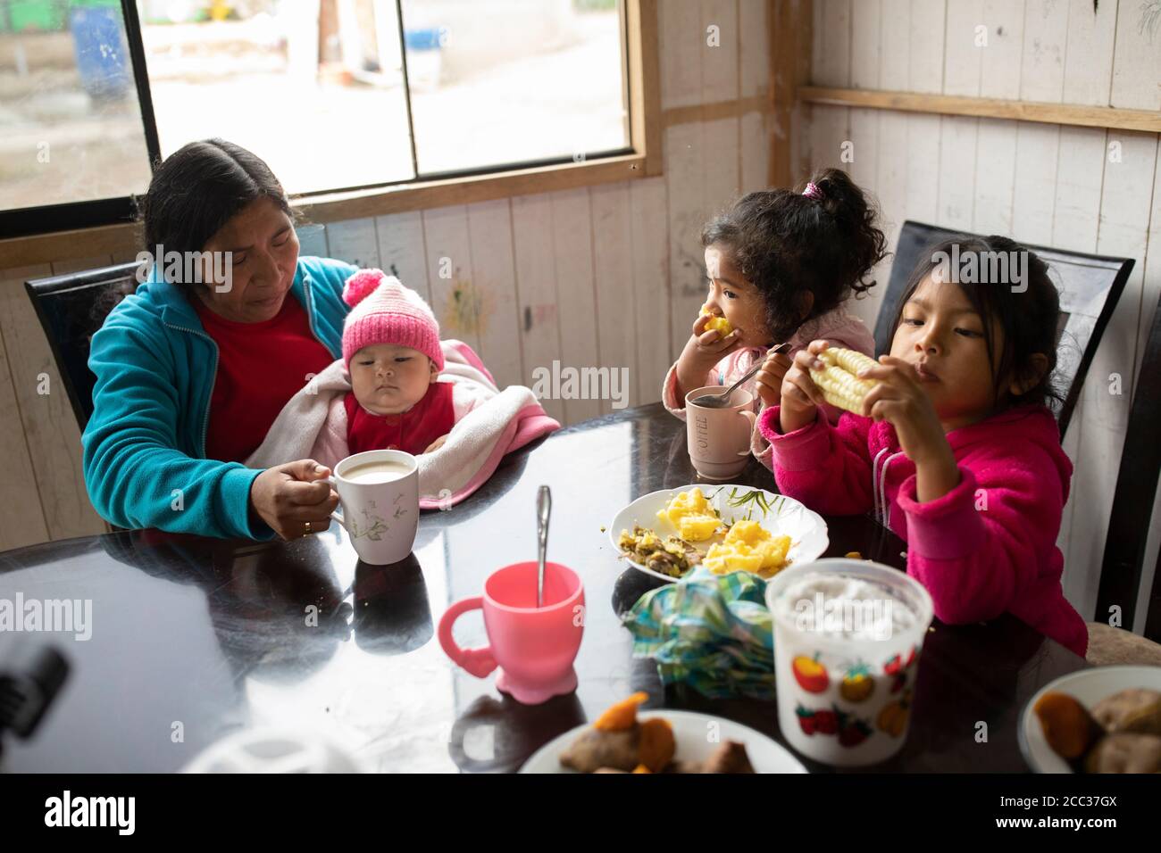 Peru family meal hi-res stock photography and images - Alamy