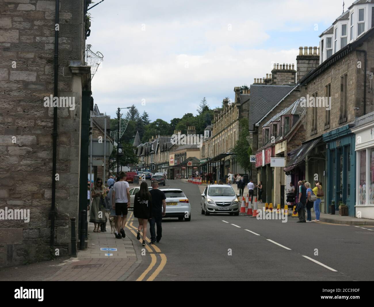 View along Atholl Road, the main street through the popular tourist ...