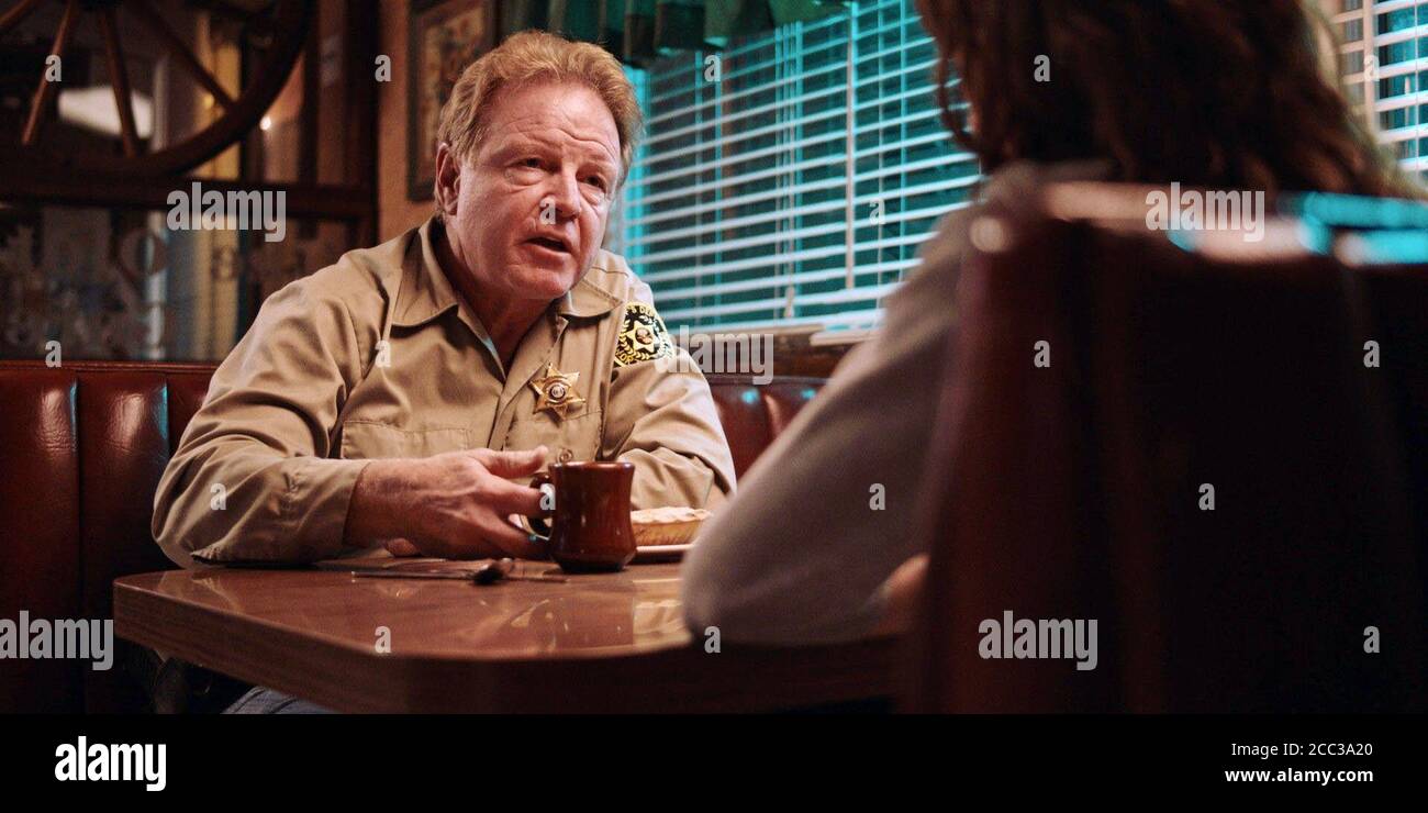 BELOW THE FOLD, Greg Kirsch, 2020. © Nerdbombers / Courtesy Everett ...