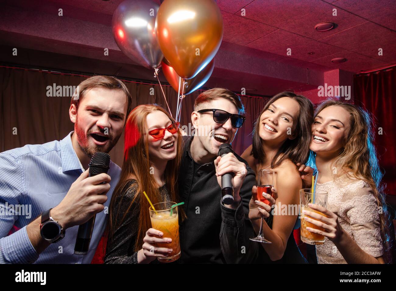 Afterwork party hi-res stock photography and images - Alamy