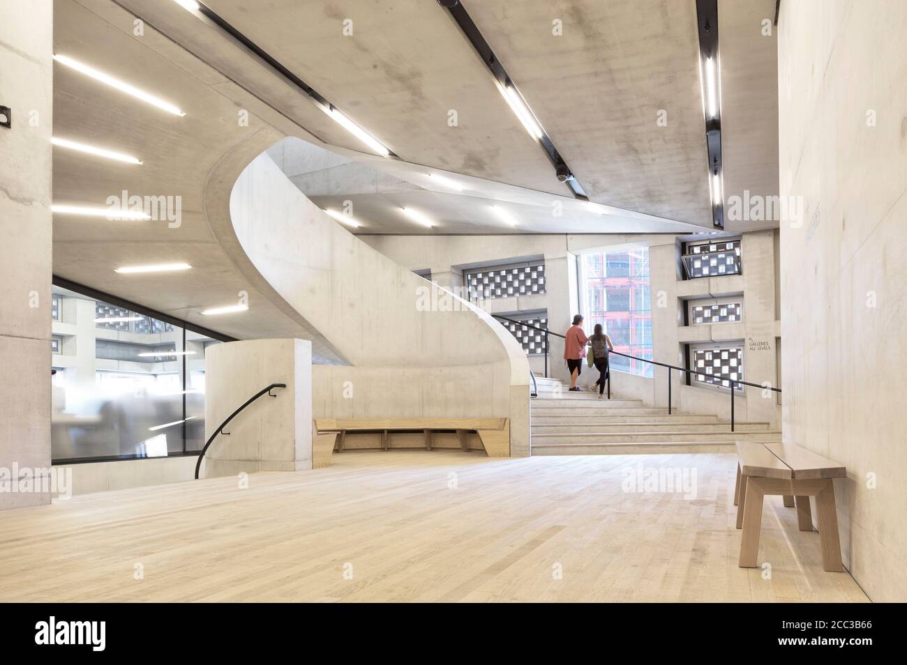 Tate Modern interior of the Blavatnik building Stock Photo - Alamy