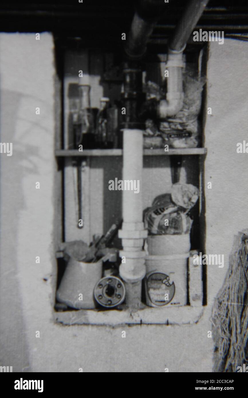 1970s lab equipment hi-res stock photography and images - Alamy