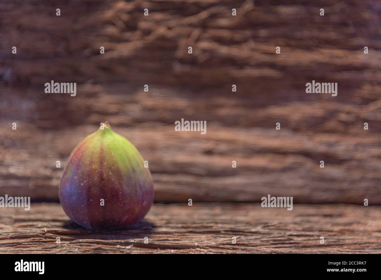 Figo in natura. Figo é o fruto da figueira, originário da região do ...