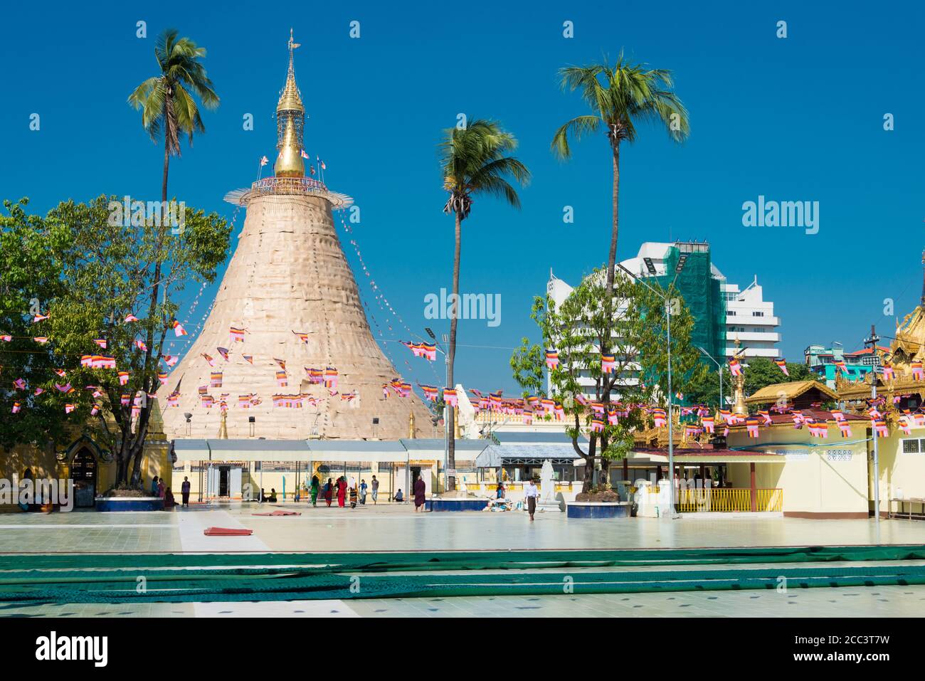 Botataung pagoda in yangon hi-res stock photography and images - Alamy