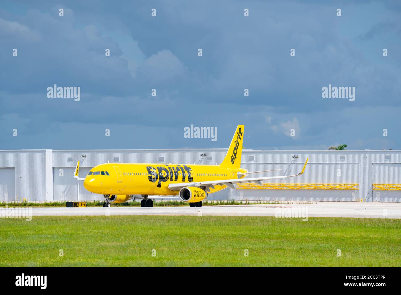 Bright yellow jet hi-res stock photography and images - Alamy