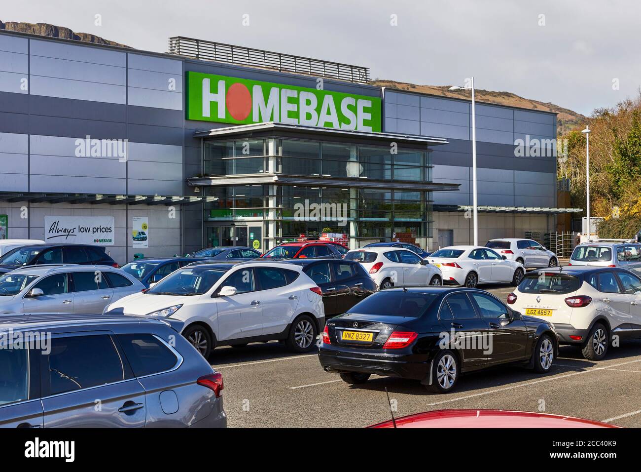 Exterior homebase store hi-res stock photography and images - Alamy