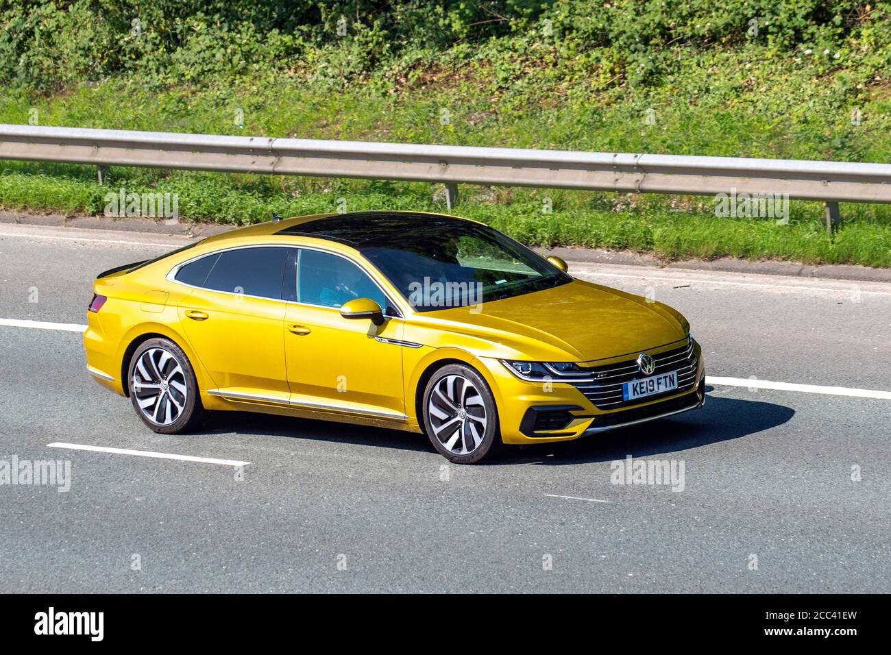 Volkswagen arteon r line tsi evo dsg hatchback fastback hi-res stock ...