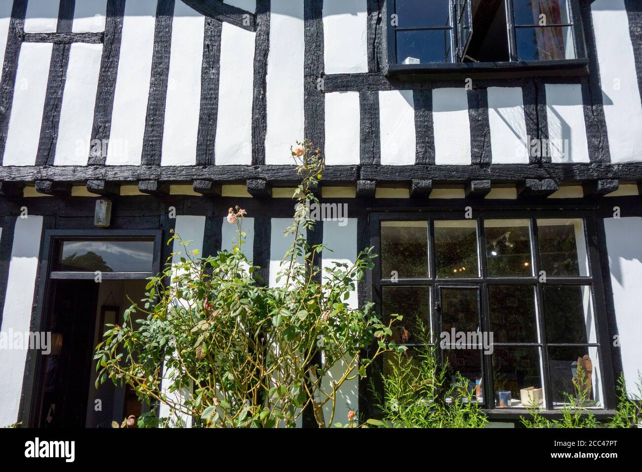Castell farmhouse hi-res stock photography and images - Alamy