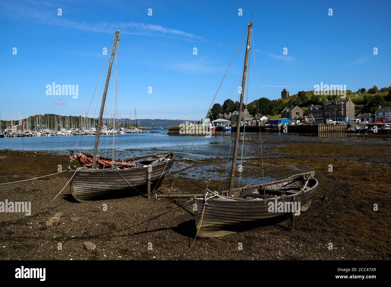 Clinker built boats hi-res stock photography and images - Alamy
