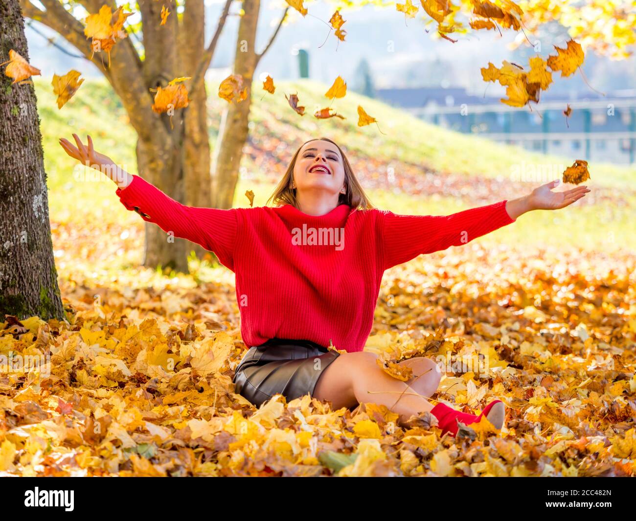 Spread Arms High Resolution Stock Photography and Images - Alamy