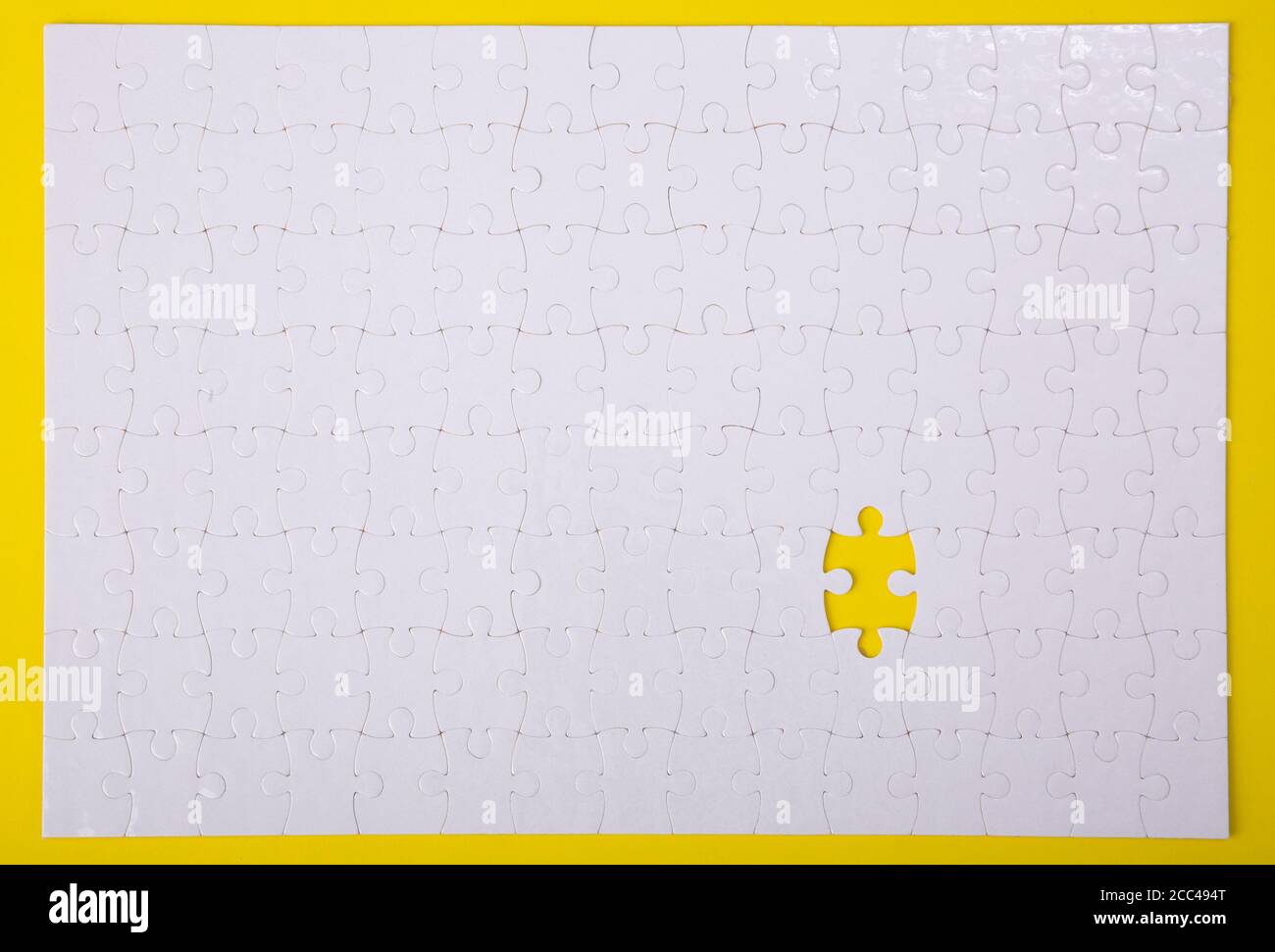 Partially completed jigsaw puzzle High Resolution Stock Photography and ...