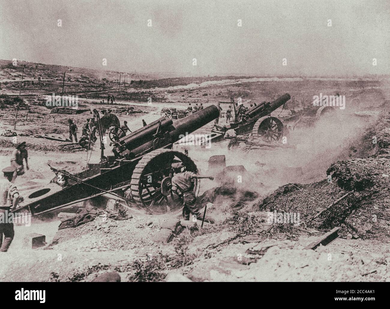Artillery shells world war hi-res stock photography and images - Alamy